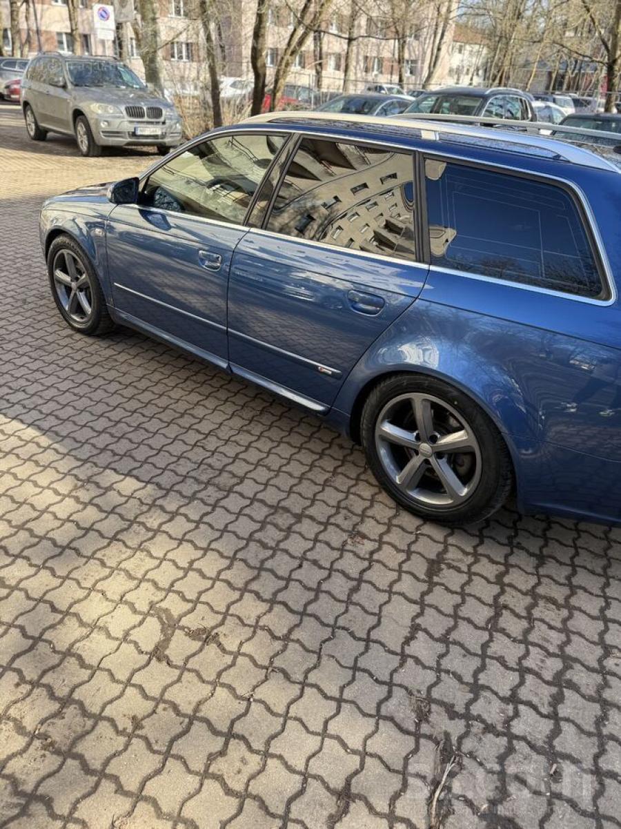 Zils Audi A4 2005 Rīga, ar dzinēja tilpumu 3.00 L un nobraukumu 459 tūkst. km par 3400 €, foto 1 vietnē AUTOMOTO.COM.LV