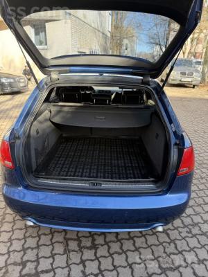 Zils Audi A4 2005 Rīga, ar dzinēja tilpumu 3.00 L un nobraukumu 459 tūkst. km par 3400 €, foto 6 vietnē AUTOMOTO.COM.LV
