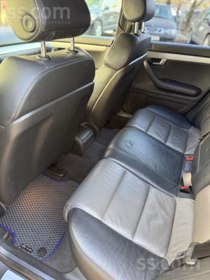 Zils Audi A4 2005 Rīga, ar dzinēja tilpumu 3.00 L un nobraukumu 459 tūkst. km par 3400 €, foto 10 vietnē AUTOMOTO.COM.LV