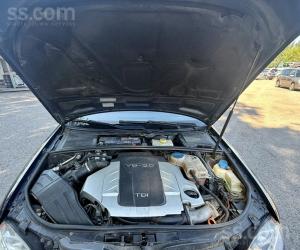 Blue Audi A4 2005 in Riga, with an engine capacity of 3.00 L and mileage of 0 thousand km for 1350 €, photo 17 on AUTOMOTO.COM.LV
