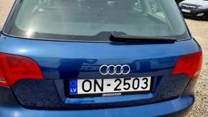 Blue Audi A4 2005 in Cesis, with an engine capacity of 2.00 L and mileage of 465 thousand km for 2500 €, photo 13 on AUTOMOTO.COM.LV