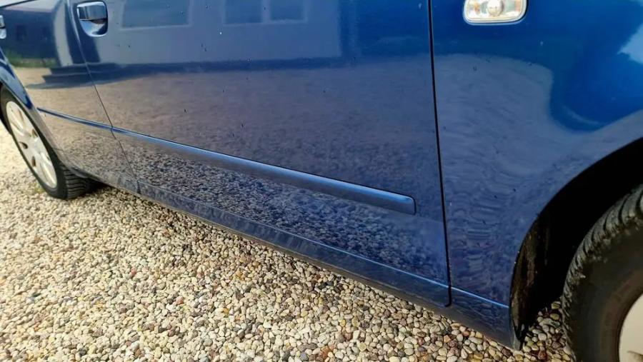 Blue Audi A4 2005 in Cesis, with an engine capacity of 2.00 L and mileage of 465 thousand km for 2500 €, photo 17 on AUTOMOTO.COM.LV