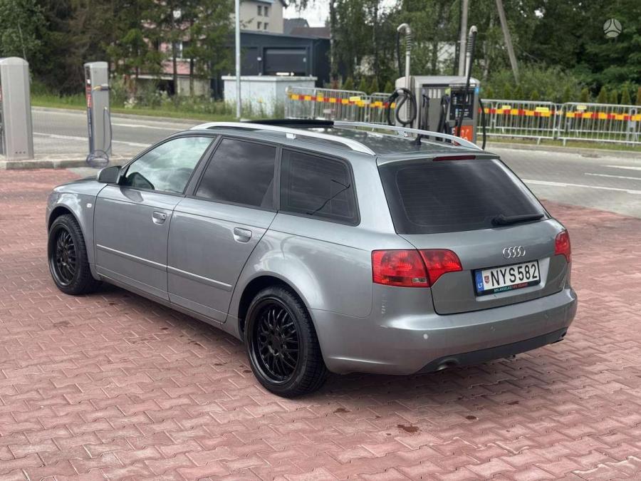Zils Audi A4 2005 Viļņa, ar dzinēja tilpumu 3.00 L un nobraukumu 368 tūkst. km par 1750 €, foto 4 vietnē AUTOMOTO.COM.LV