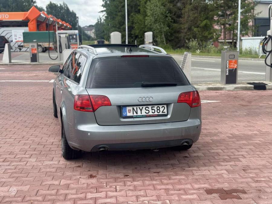 Zils Audi A4 2005 Viļņa, ar dzinēja tilpumu 3.00 L un nobraukumu 368 tūkst. km par 1750 €, foto 5 vietnē AUTOMOTO.COM.LV