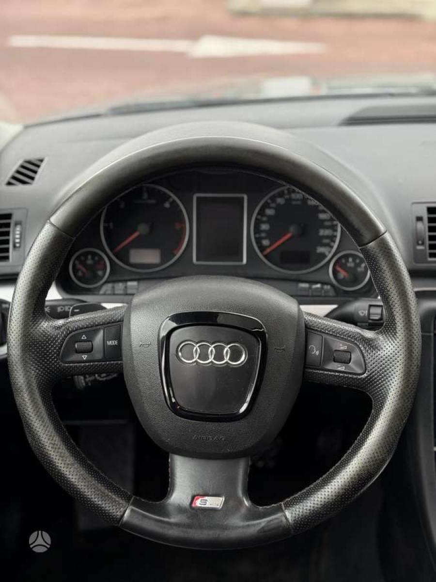 Zils Audi A4 2005 Viļņa, ar dzinēja tilpumu 3.00 L un nobraukumu 368 tūkst. km par 1750 €, foto 13 vietnē AUTOMOTO.COM.LV