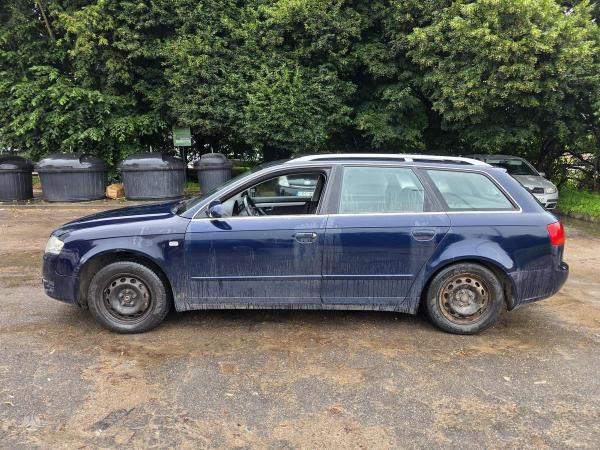 Zils Audi A4 2005 Viļņa, ar dzinēja tilpumu 1.97 L un nobraukumu 290 tūkst. km par 999 €, foto 4 vietnē AUTOMOTO.COM.LV