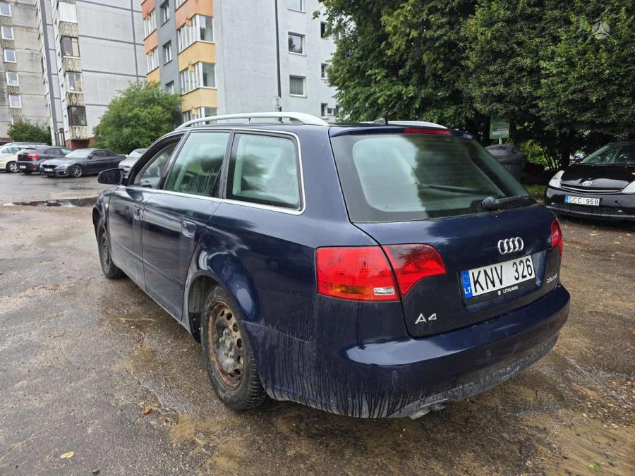 Синий Ауди А4 2005 в Вильнюс, объемом двигателя 1.97 л и пробегом 290 тыс. км за 999 €, фото 6 на AUTOMOTO.COM.LV