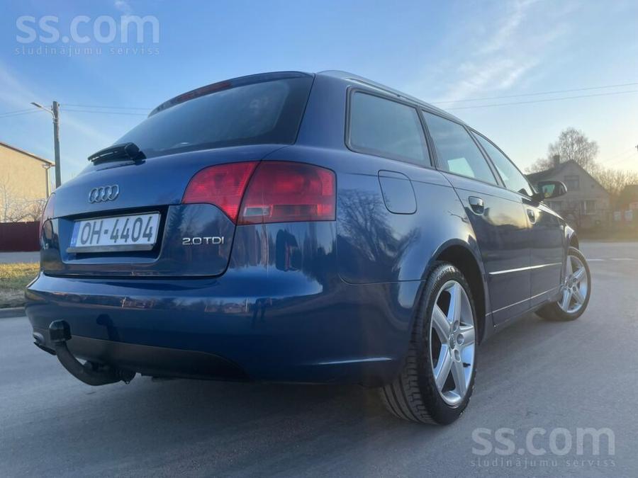 Zils Audi A4 2005 Daugavpils, ar dzinēja tilpumu 2.00 L un nobraukumu 347 tūkst. km par 2750 €, foto 8 vietnē AUTOMOTO.COM.LV