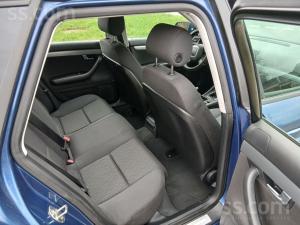 Zils Audi A4 2005 Daugavpils, ar dzinēja tilpumu 2.00 L un nobraukumu 347 tūkst. km par 2750 €, foto 15 vietnē AUTOMOTO.COM.LV
