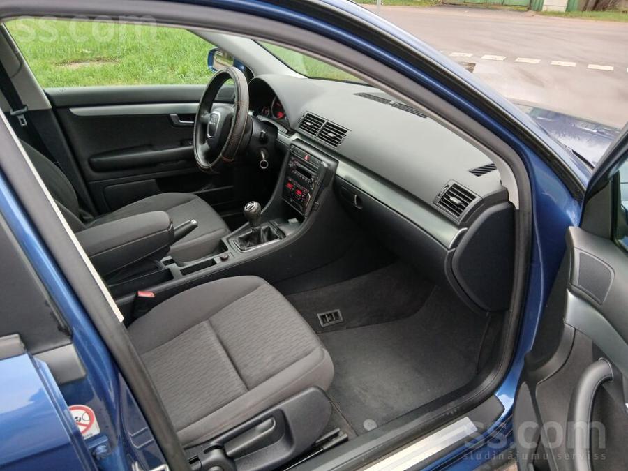 Zils Audi A4 2005 Daugavpils, ar dzinēja tilpumu 2.00 L un nobraukumu 347 tūkst. km par 2750 €, foto 16 vietnē AUTOMOTO.COM.LV