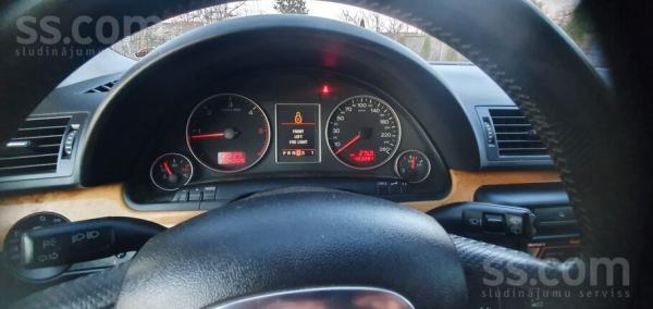 Blue Audi A4 2005 in Talsi, with an engine capacity of 3.00 L and mileage of 453 thousand km for 2350 €, photo 9 on AUTOMOTO.COM.LV