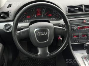 Zils Audi A4 2005 Rīga, ar dzinēja tilpumu 2.00 L un nobraukumu 361 tūkst. km par 1690 €, foto 9 vietnē AUTOMOTO.COM.LV