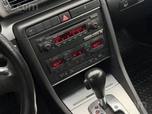 Zils Audi A4 2005 Rīga, ar dzinēja tilpumu 2.00 L un nobraukumu 361 tūkst. km par 1690 €, foto 12 vietnē AUTOMOTO.COM.LV