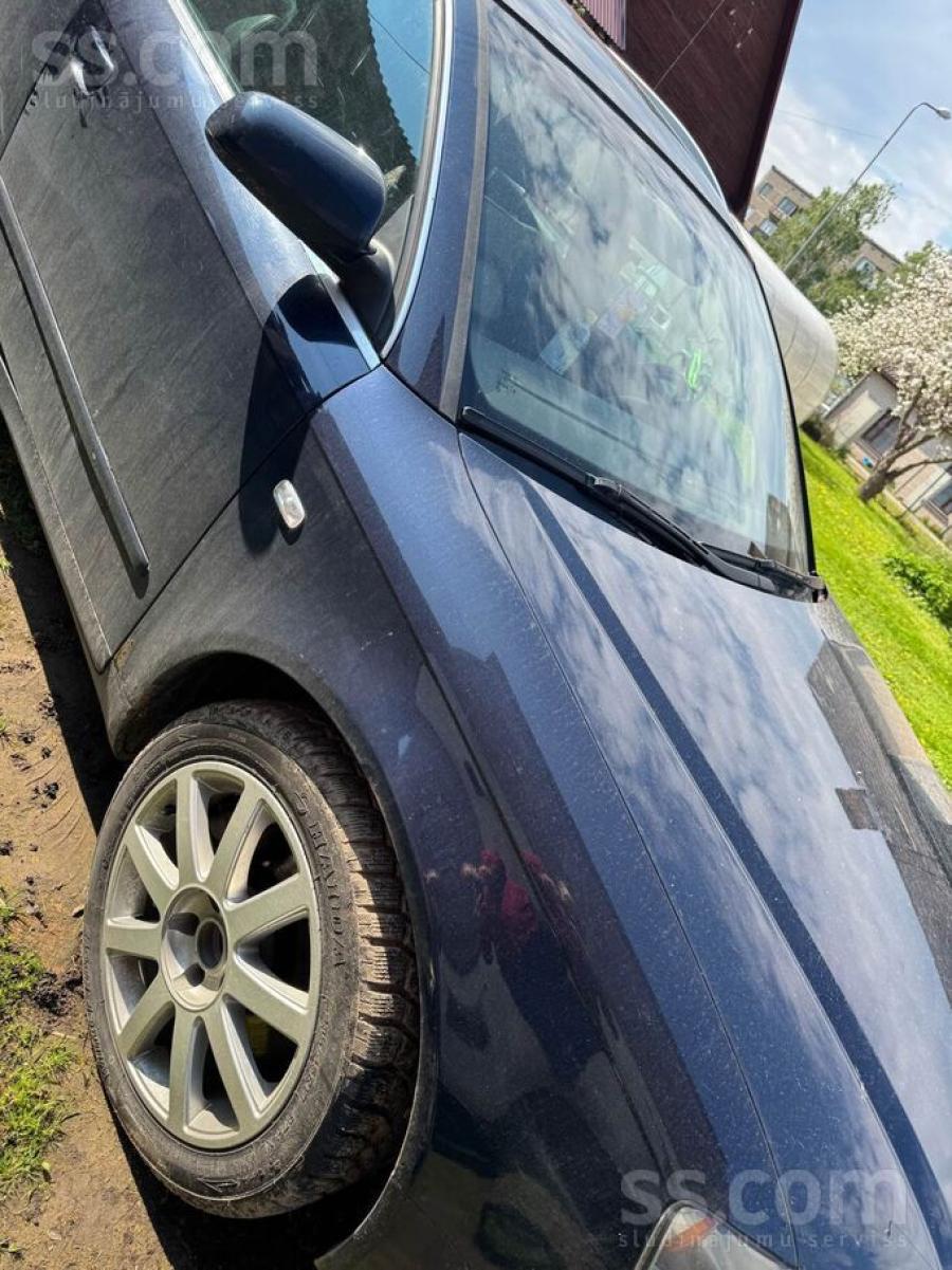 Blue Audi A4 2005 in Jekabpils, with an engine capacity of 2.00 L and mileage of 340 thousand km for 2000 €, photo 7 on AUTOMOTO.COM.LV
