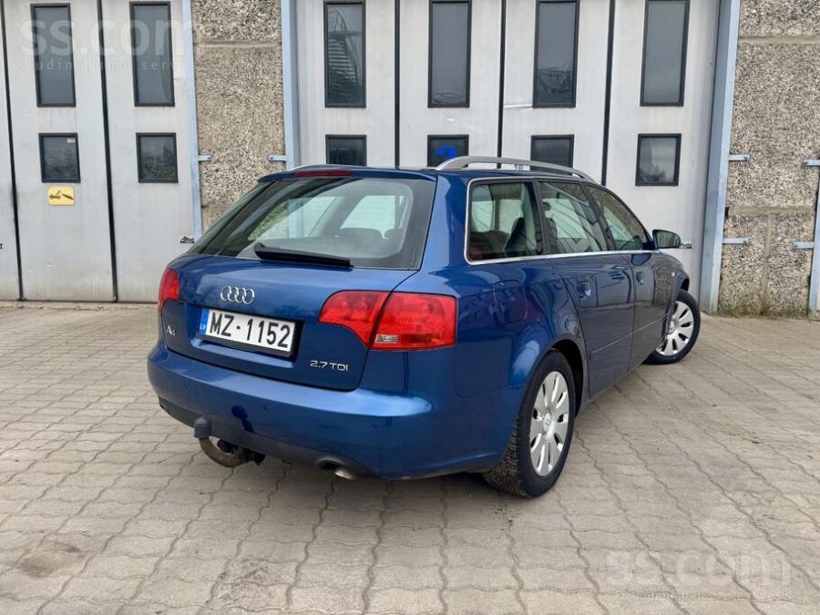 Zils Audi A4 2006 Rīga, ar dzinēja tilpumu 2.70 L un nobraukumu 336 tūkst. km par 2300 €, foto 4 vietnē AUTOMOTO.COM.LV