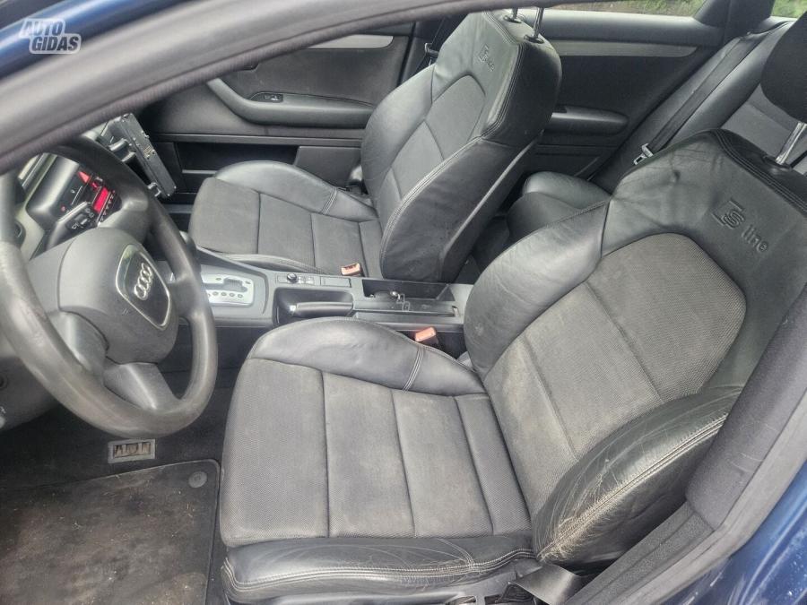 Zils Audi A4 2006 Jonava, ar dzinēja tilpumu 2.00 L un nobraukumu 318 tūkst. km par 2600 €, foto 12 vietnē AUTOMOTO.COM.LV