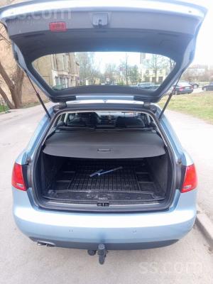Blue Audi A4 2006 in Riga, with an engine capacity of 2.00 L and mileage of 198 thousand km for 3700 €, photo 7 on AUTOMOTO.COM.LV