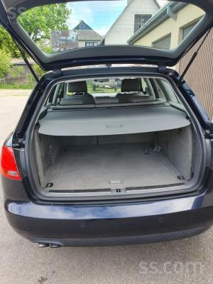 Zils Audi A4 2006 Ludza, ar dzinēja tilpumu 2.00 L un nobraukumu 228 tūkst. km par 3850 €, foto 13 vietnē AUTOMOTO.COM.LV