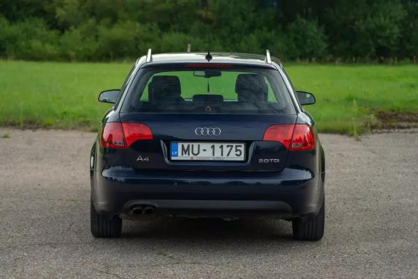 Blue Audi A4 2006 in Liepaja, with an engine capacity of 2.00 L and mileage of 278 thousand km for 2500 €, photo 3 on AUTOMOTO.COM.LV