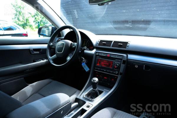 Blue Audi A4 2006 in Riga, with an engine capacity of 2.70 L and mileage of 465 thousand km for 2690 €, photo 5 on AUTOMOTO.COM.LV