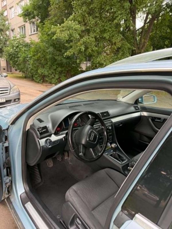 Blue Audi A4 2006 in Kaunas, with an engine capacity of 1.97 L and mileage of 350 thousand km for 1500 €, photo 6 on AUTOMOTO.COM.LV