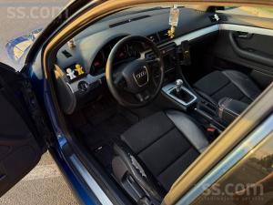 Zils Audi A4 2006 Rīga, ar dzinēja tilpumu 2.70 L un nobraukumu 395 tūkst. km par 4490 €, foto 13 vietnē AUTOMOTO.COM.LV