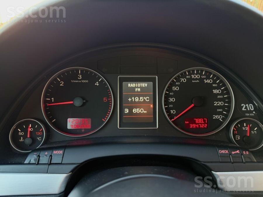 Zils Audi A4 2006 Rīga, ar dzinēja tilpumu 2.70 L un nobraukumu 395 tūkst. km par 4490 €, foto 14 vietnē AUTOMOTO.COM.LV