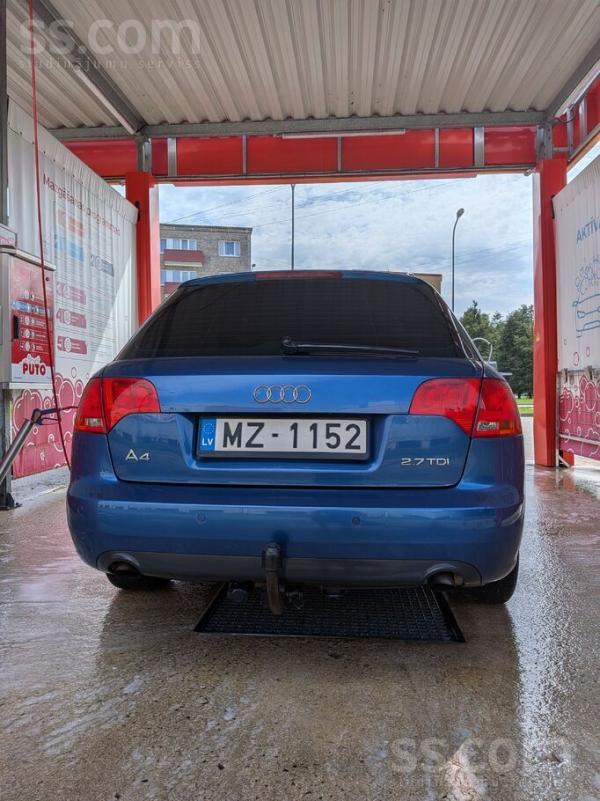 Blue Audi A4 2006 in Riga, with an engine capacity of 2.70 L and mileage of 345 thousand km for 3000 €, photo 5 on AUTOMOTO.COM.LV