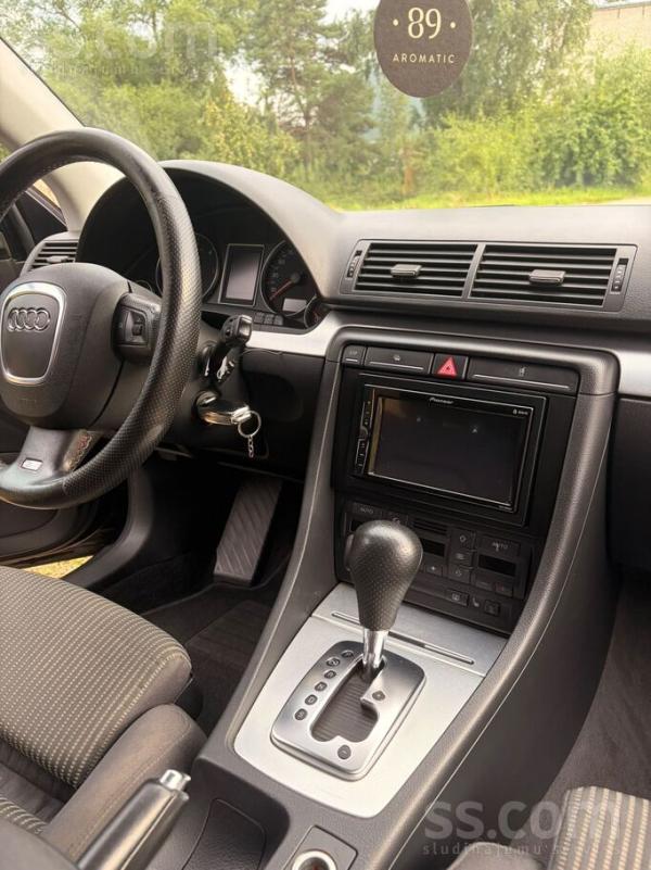 Zils Audi A4 2006 Ventspils, ar dzinēja tilpumu 2.00 L un nobraukumu 379 tūkst. km par 2400 €, foto 9 vietnē AUTOMOTO.COM.LV