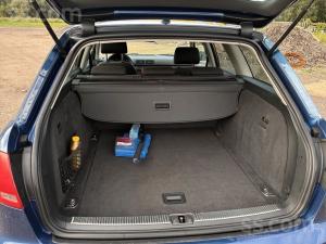 Blue Audi A4 2006 in Riga, with an engine capacity of 2.00 L and mileage of 350 thousand km for 2100 €, photo 6 on AUTOMOTO.COM.LV