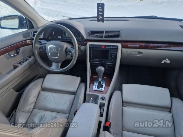 Zils Audi A4 2007 Tallina, ar dzinēja tilpumu 3.00 L un nobraukumu 350 tūkst. km par 3200 €, foto 9 vietnē AUTOMOTO.COM.LV