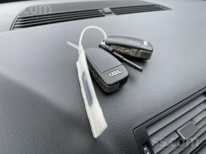 Zils Audi A4 2007 Ludza, ar dzinēja tilpumu 2.00 L un nobraukumu 303 tūkst. km par 3990 €, foto 15 vietnē AUTOMOTO.COM.LV