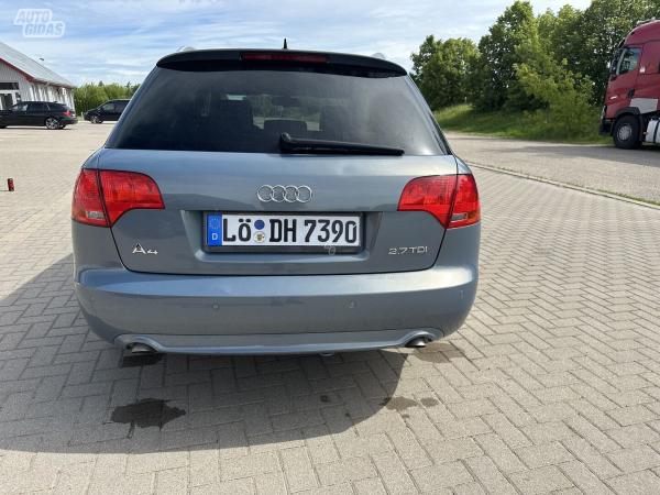 Zils Audi A4 2007 Marijampole, ar dzinēja tilpumu 2.70 L un nobraukumu 265 tūkst. km par 3100 €, foto 8 vietnē AUTOMOTO.COM.LV