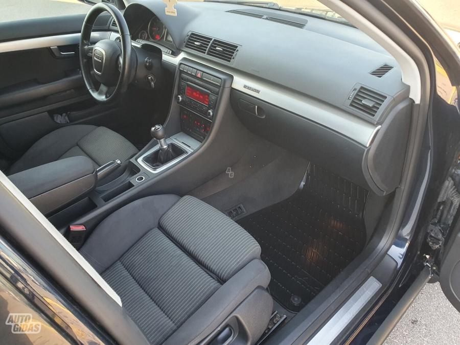 Zils Audi A4 2007 Kauņa, ar dzinēja tilpumu 2.00 L un nobraukumu 295 tūkst. km par 2450 €, foto 9 vietnē AUTOMOTO.COM.LV