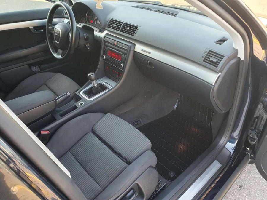 Zils Audi A4 2007 Kauņa, ar dzinēja tilpumu 2.00 L un nobraukumu 295 tūkst. km par 2450 €, foto 10 vietnē AUTOMOTO.COM.LV