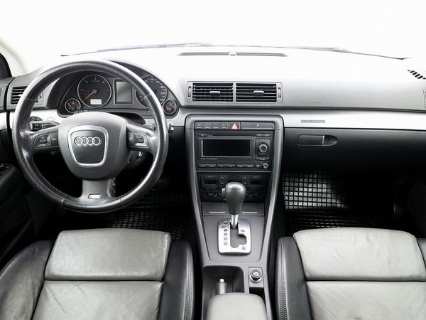 Zils Audi A4 2007 Tallina, ar dzinēja tilpumu 3.00 L un nobraukumu 299 tūkst. km par 2799 €, foto 5 vietnē AUTOMOTO.COM.LV