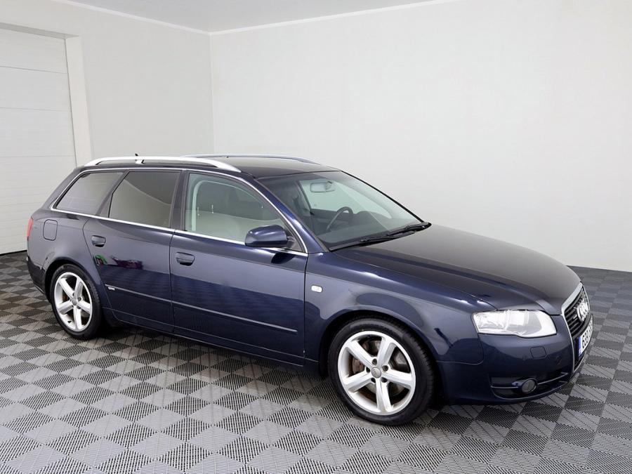 Zils Audi A4 2007 Tallina, ar dzinēja tilpumu 3.00 L un nobraukumu 299 tūkst. km par 2799 €, foto 9 vietnē AUTOMOTO.COM.LV