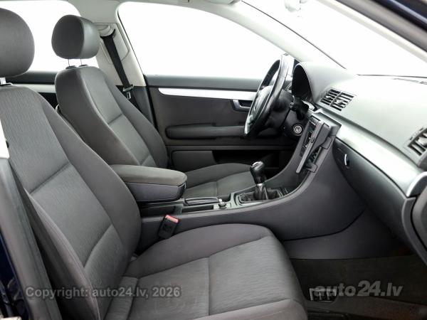 Zils Audi A4 2007 Tallina, ar dzinēja tilpumu 2.00 L un nobraukumu 258 tūkst. km par 1699 €, foto 7 vietnē AUTOMOTO.COM.LV