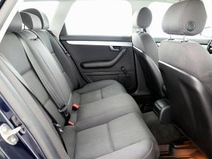 Zils Audi A4 2007 Tallina, ar dzinēja tilpumu 2.00 L un nobraukumu 258 tūkst. km par 1699 €, foto 8 vietnē AUTOMOTO.COM.LV