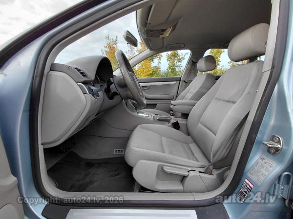 Ауди А4 2007 в Пайде на AUTOMOTO.COM.LV Синий Ауди А4 2007 в Пайде, объемом двигателя 2.00 л и пробегом 170 тыс. км за 3650 €, фото 10 на AUTOMOTO.COM.LV
