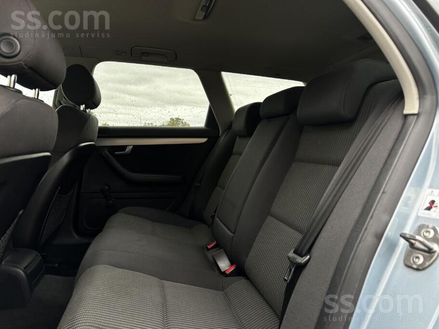 Blue Audi A4 2007 in Ludza, with an engine capacity of 2.00 L and mileage of 303 thousand km for 3990 €, photo 12 on AUTOMOTO.COM.LV