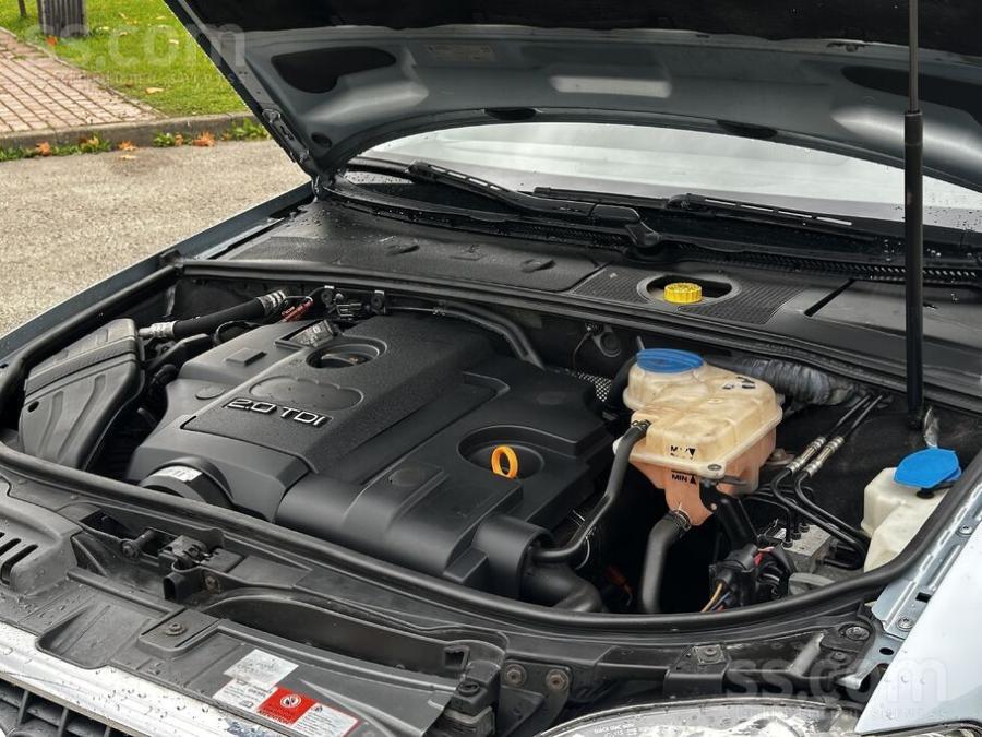 Blue Audi A4 2007 in Ludza, with an engine capacity of 2.00 L and mileage of 303 thousand km for 3990 €, photo 15 on AUTOMOTO.COM.LV