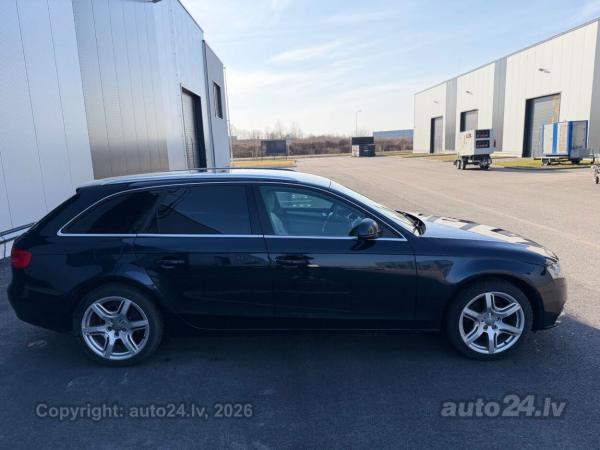 Zils Audi A4 2008 Tallina, ar dzinēja tilpumu 1.80 L un nobraukumu 297 tūkst. km par 4000 €, foto 6 vietnē AUTOMOTO.COM.LV