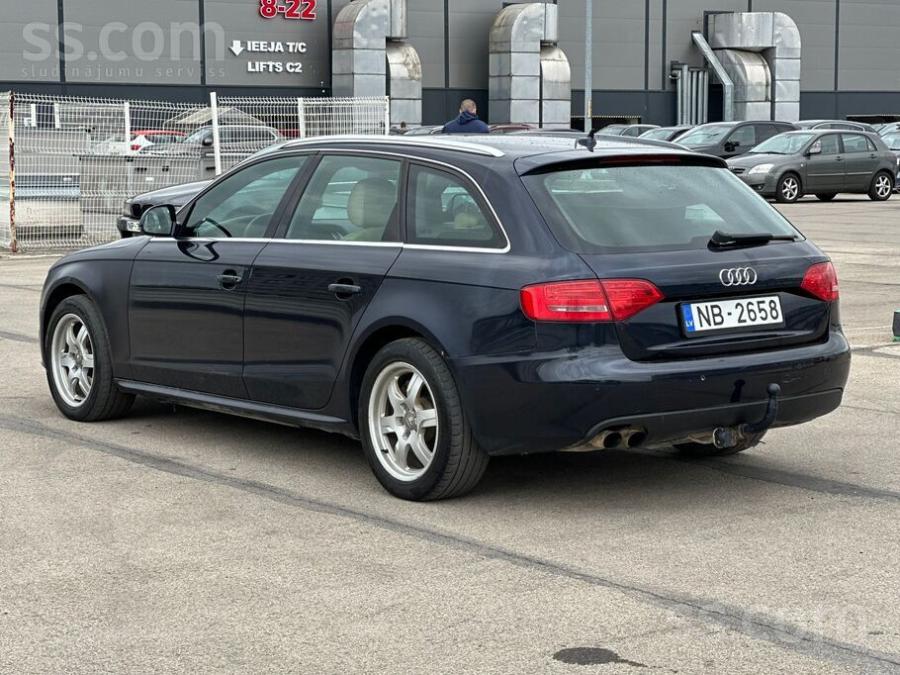 Zils Audi A4 2008 Rīga, ar dzinēja tilpumu 1.80 L un nobraukumu 309 tūkst. km par 1990 €, foto 5 vietnē AUTOMOTO.COM.LV