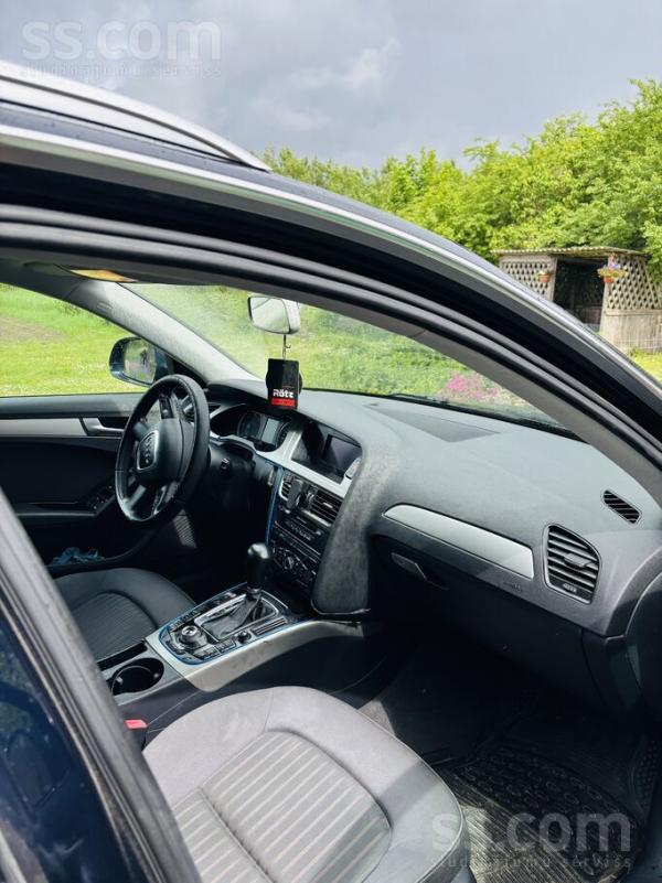 Blue Audi A4 2008 in Riga, with an engine capacity of 2.00 L and mileage of 327 thousand km for 4500 €, photo 5 on AUTOMOTO.COM.LV