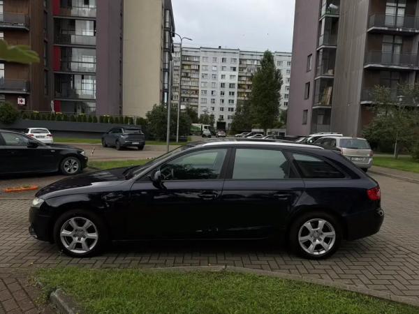Синий Ауди А4 2008 в Рига, объемом двигателя 2.00 л и пробегом 386 тыс. км за 4490 €, фото 2 на AUTOMOTO.COM.LV