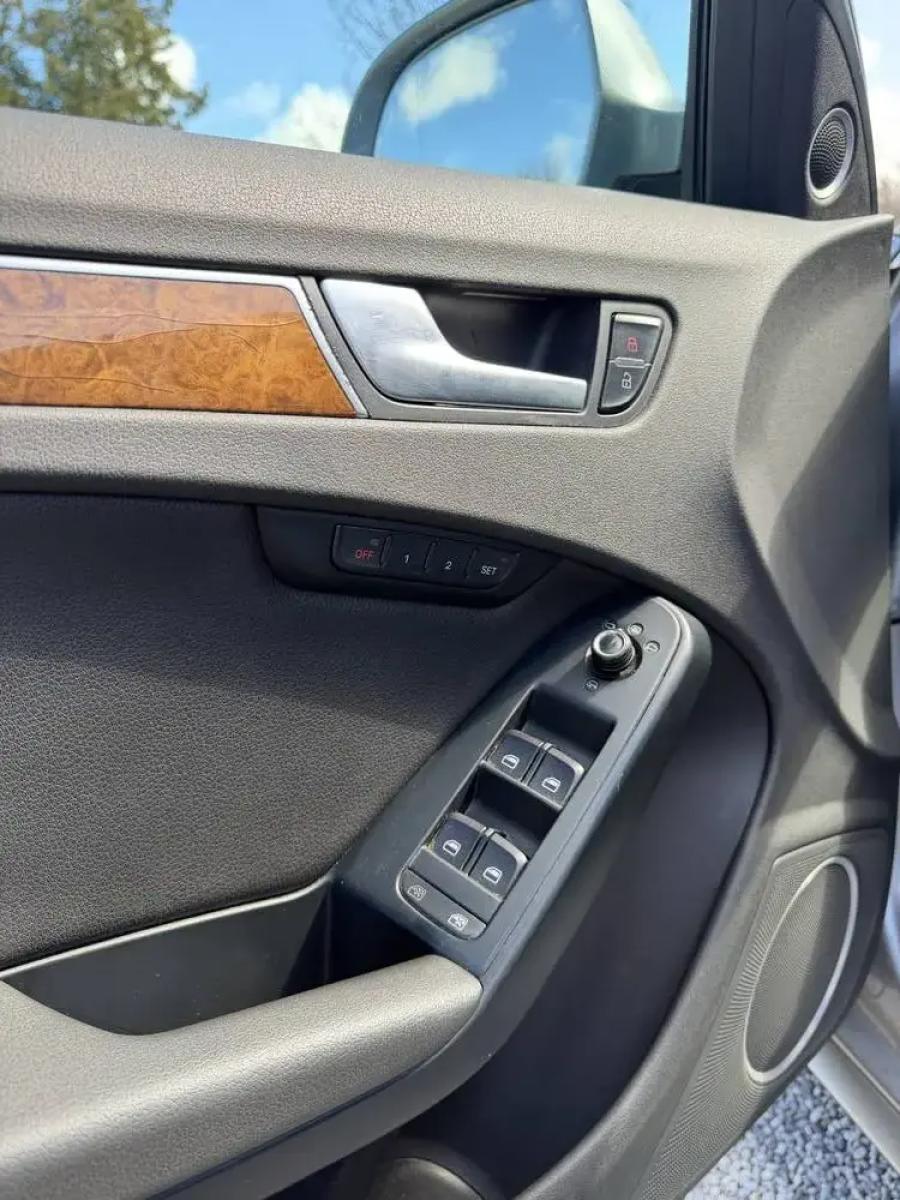 Blue Audi A4 2008 in Ventspils, with an engine capacity of 3.00 L and mileage of 277 thousand km for 6590 €, photo 18 on AUTOMOTO.COM.LV