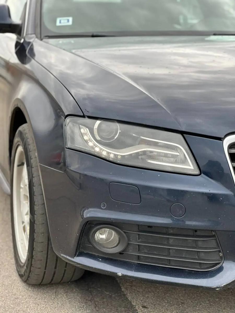 Blue Audi A4 2008 in Cesis, with an engine capacity of 1.80 L and mileage of 301 thousand km for 1990 €, photo 7 on AUTOMOTO.COM.LV