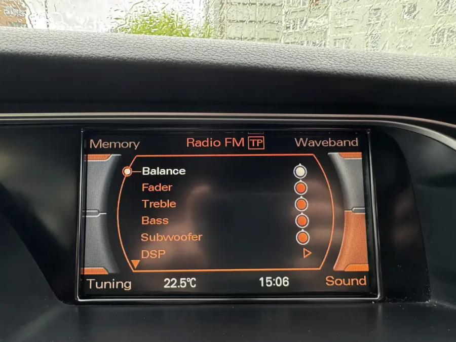 Zils Audi A4 2008 Rīga, ar dzinēja tilpumu 2.00 L un nobraukumu 335 tūkst. km par 4990 €, foto 18 vietnē AUTOMOTO.COM.LV