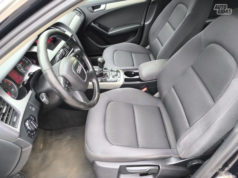 Blue Audi A4 2008 in Vilkaviskis, with an engine capacity of 1.80 L and mileage of 300 thousand km for 3200 €, photo 11 on AUTOMOTO.COM.LV